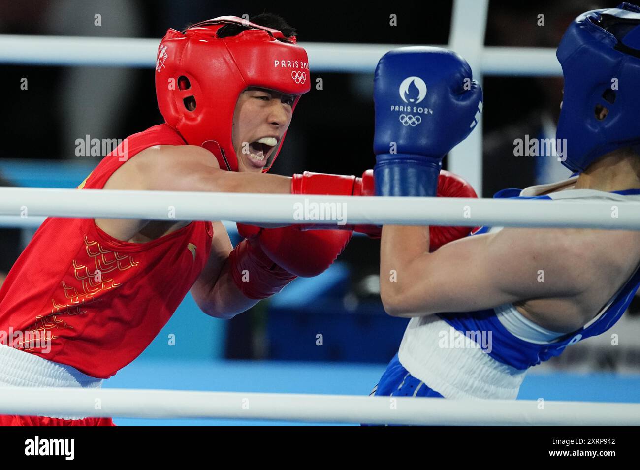 **CHINESE MAINLAND, HONG KONG, MACAU AND TAIWAN OUT** Chinese boxer Wu ...
