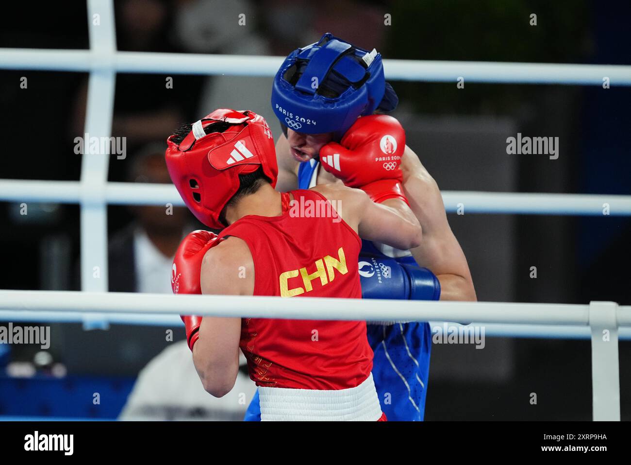 **CHINESE MAINLAND, HONG KONG, MACAU AND TAIWAN OUT** Chinese boxer Wu ...
