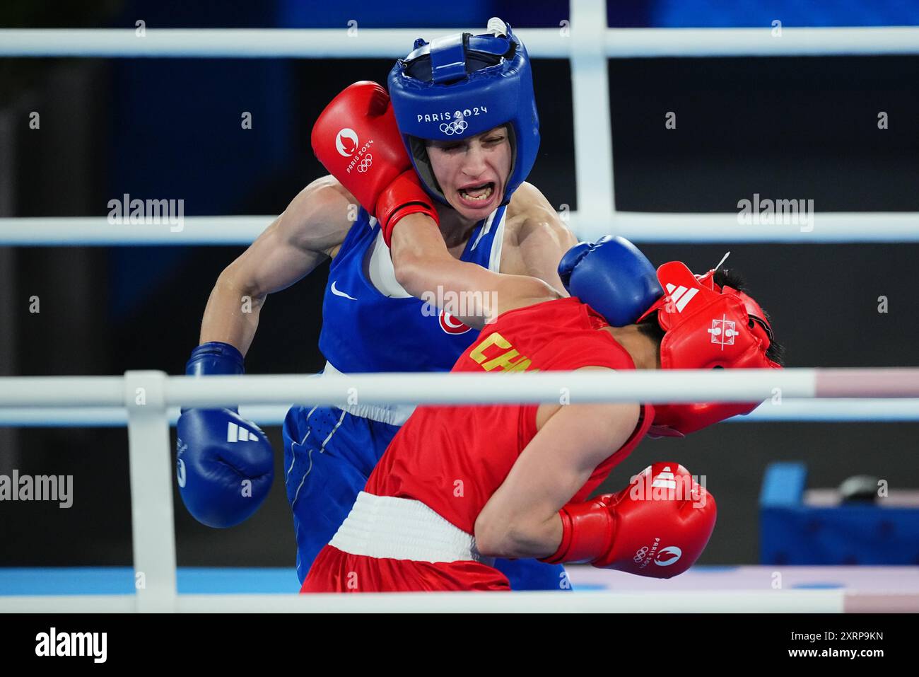 **CHINESE MAINLAND, HONG KONG, MACAU AND TAIWAN OUT** Chinese boxer Wu ...