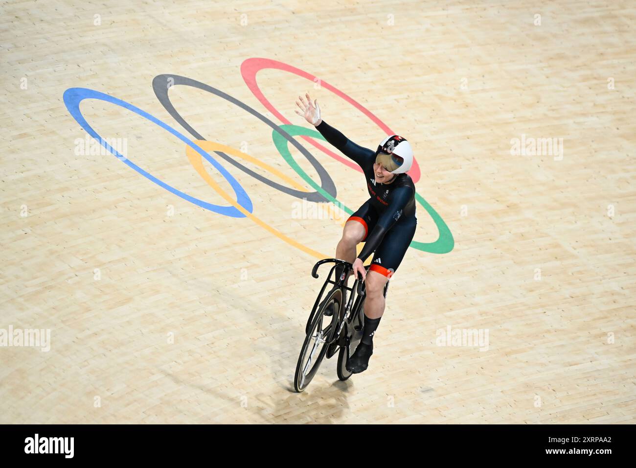 Saint Quentin En Yvelines, France. 11th Aug, 2024. Emma Finucane ( GBR ...