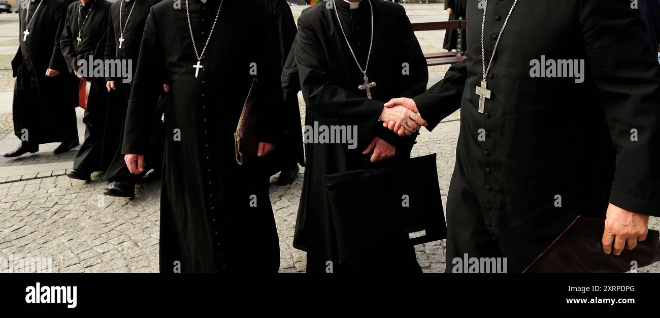 Conclave choice hi-res stock photography and images - Alamy