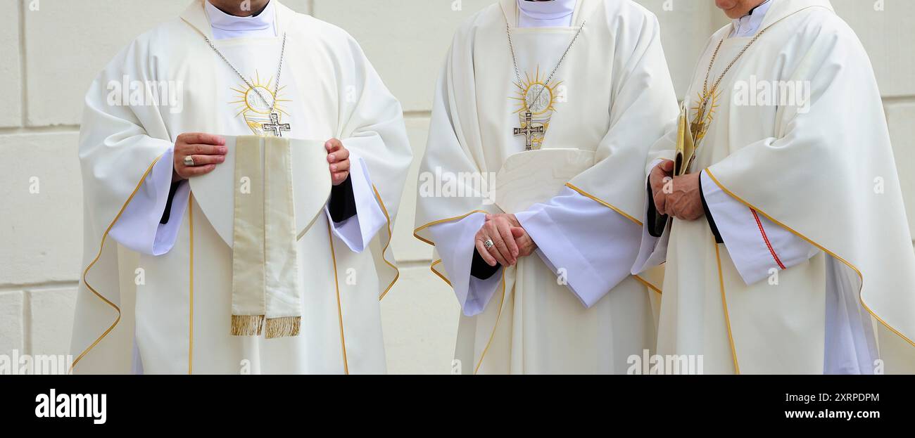 religion, priest, cassock, business, black cassocks, characters, faith ...