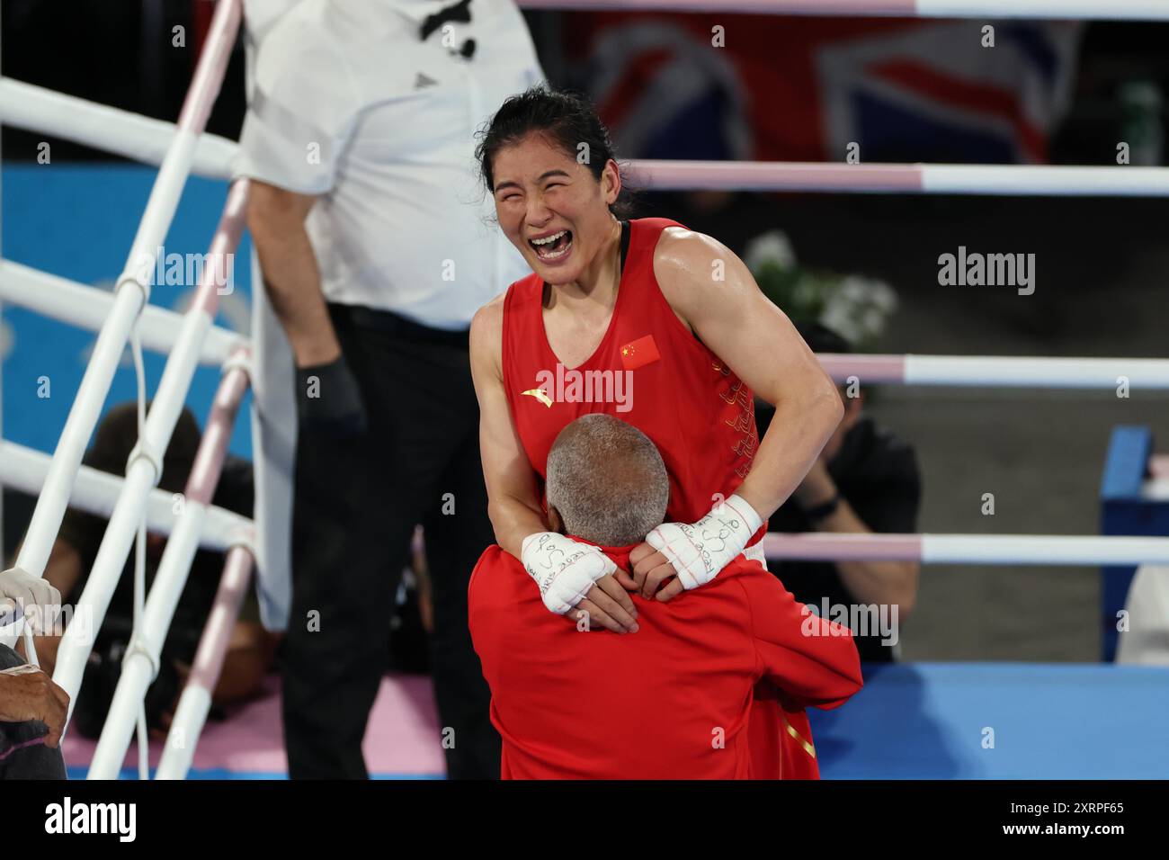 **CHINESE MAINLAND, HONG KONG, MACAU AND TAIWAN OUT** Chinese boxer Li ...