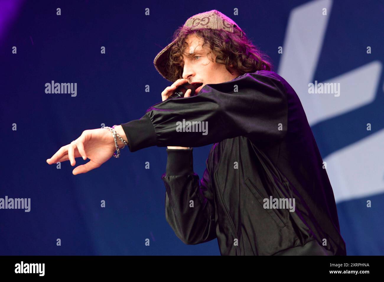 Levin Liam live auf dem Heroes Festival 2024 auf der Expo Plaza ...