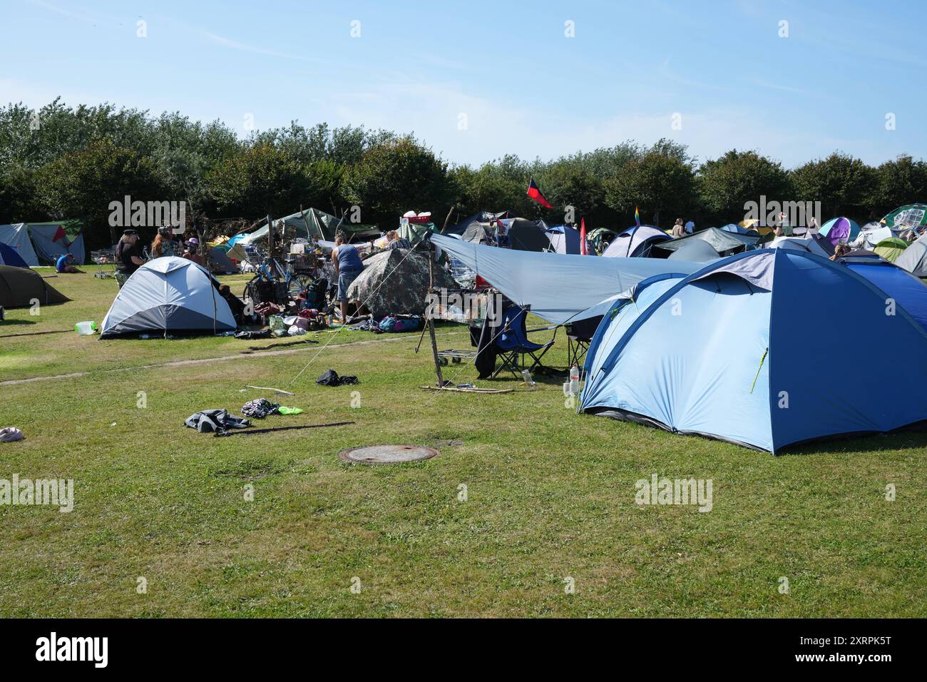 Punk meeting hi-res stock photography and images - Alamy