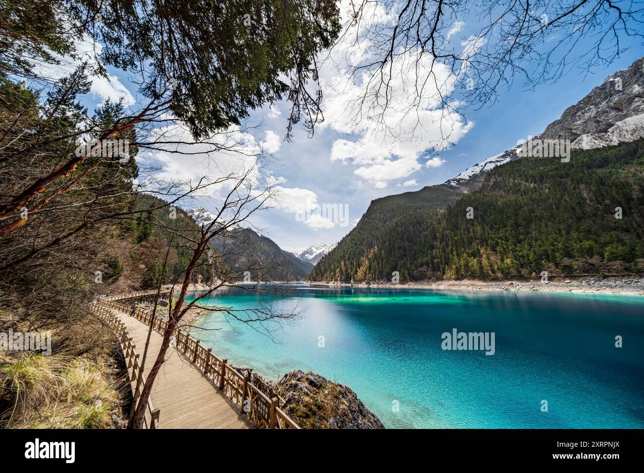Long Lake (Chang Hai) in Jiuzhai Valley National Park, China Stock ...