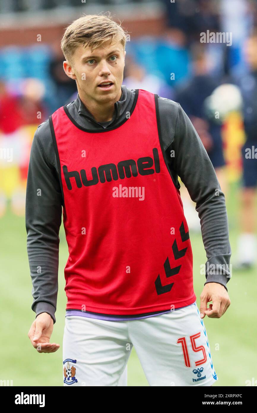Warm up football rugby hi-res stock photography and images - Alamy