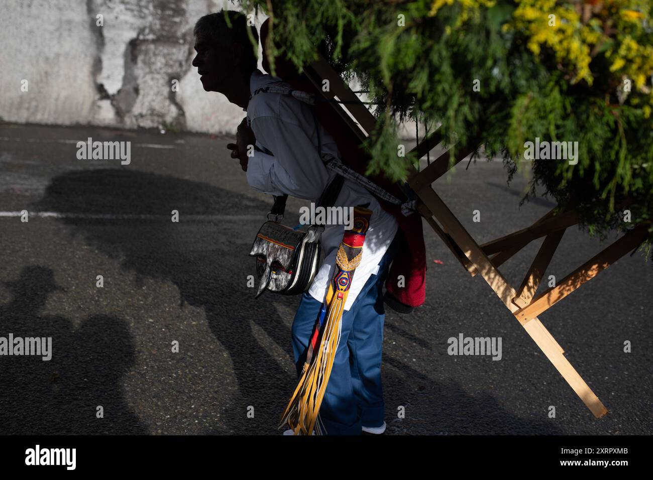 Tradicion floral hi-res stock photography and images - Alamy