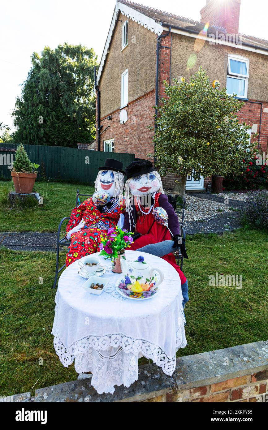 Legbourne scarecrows, Legbourne, Lincolnshire, UK, England, scarecrows ...