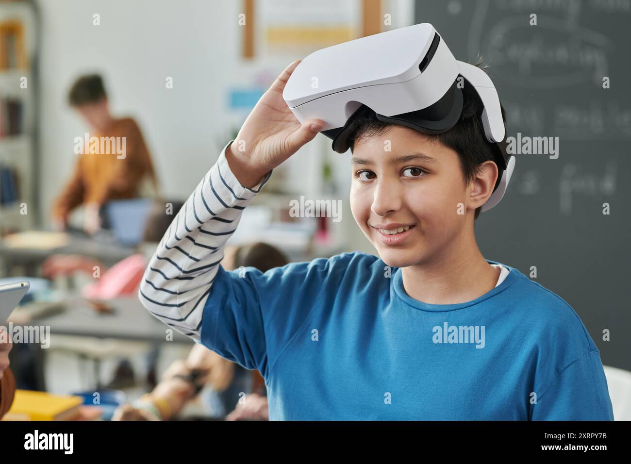 Happy boy in vr headset hi-res stock photography and images - Alamy