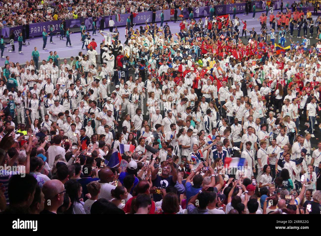 Paris olympics closing ceremony hi-res stock photography and images - Alamy