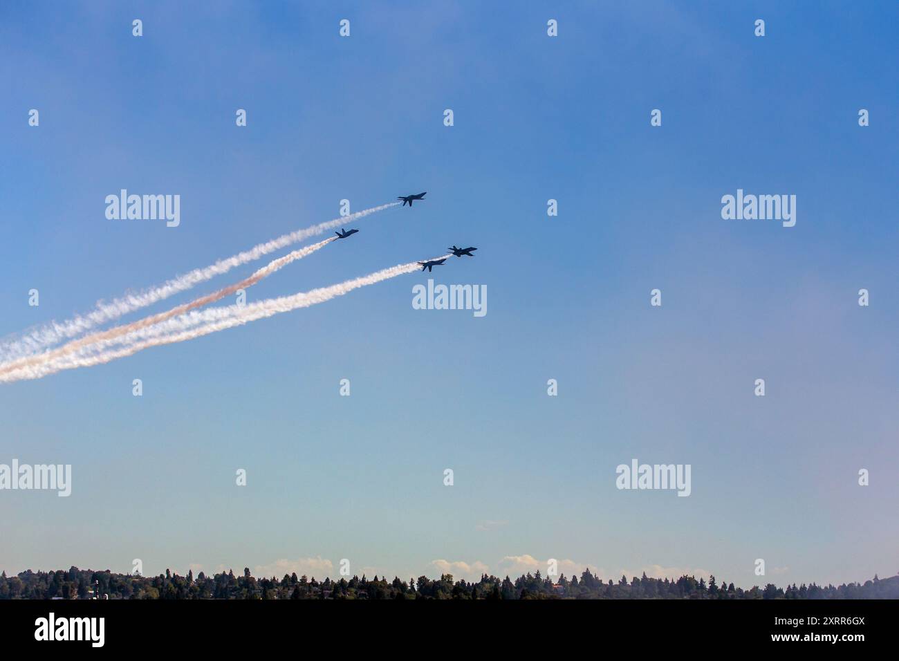 Blue Angel fighter pilots performing stunts above Lake Washington Stock ...