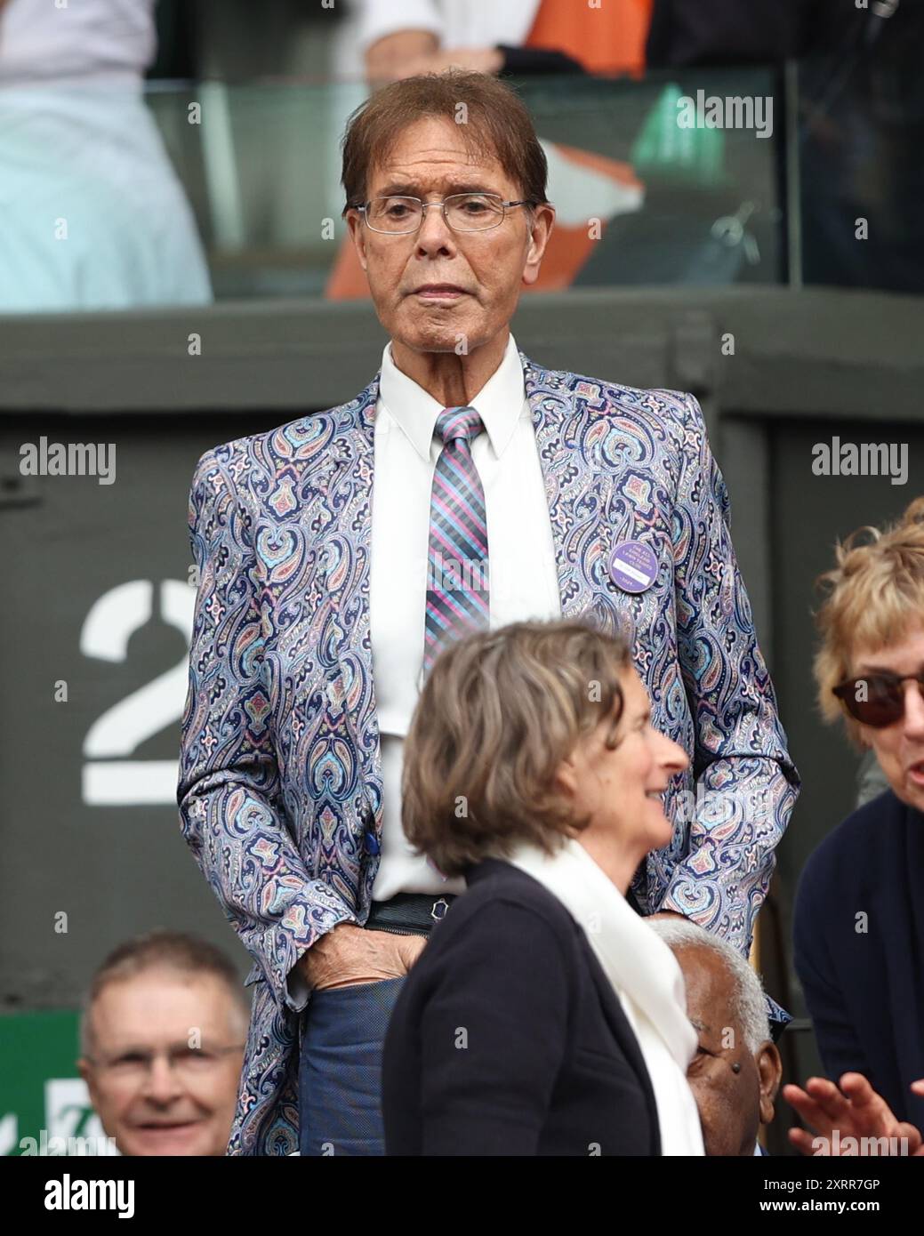 Cliff richard hi-res stock photography and images - Alamy