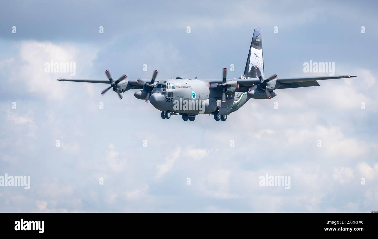 Royal Jordanian Air Force - Lockheed C-130H Hercules, arriving at RAF ...