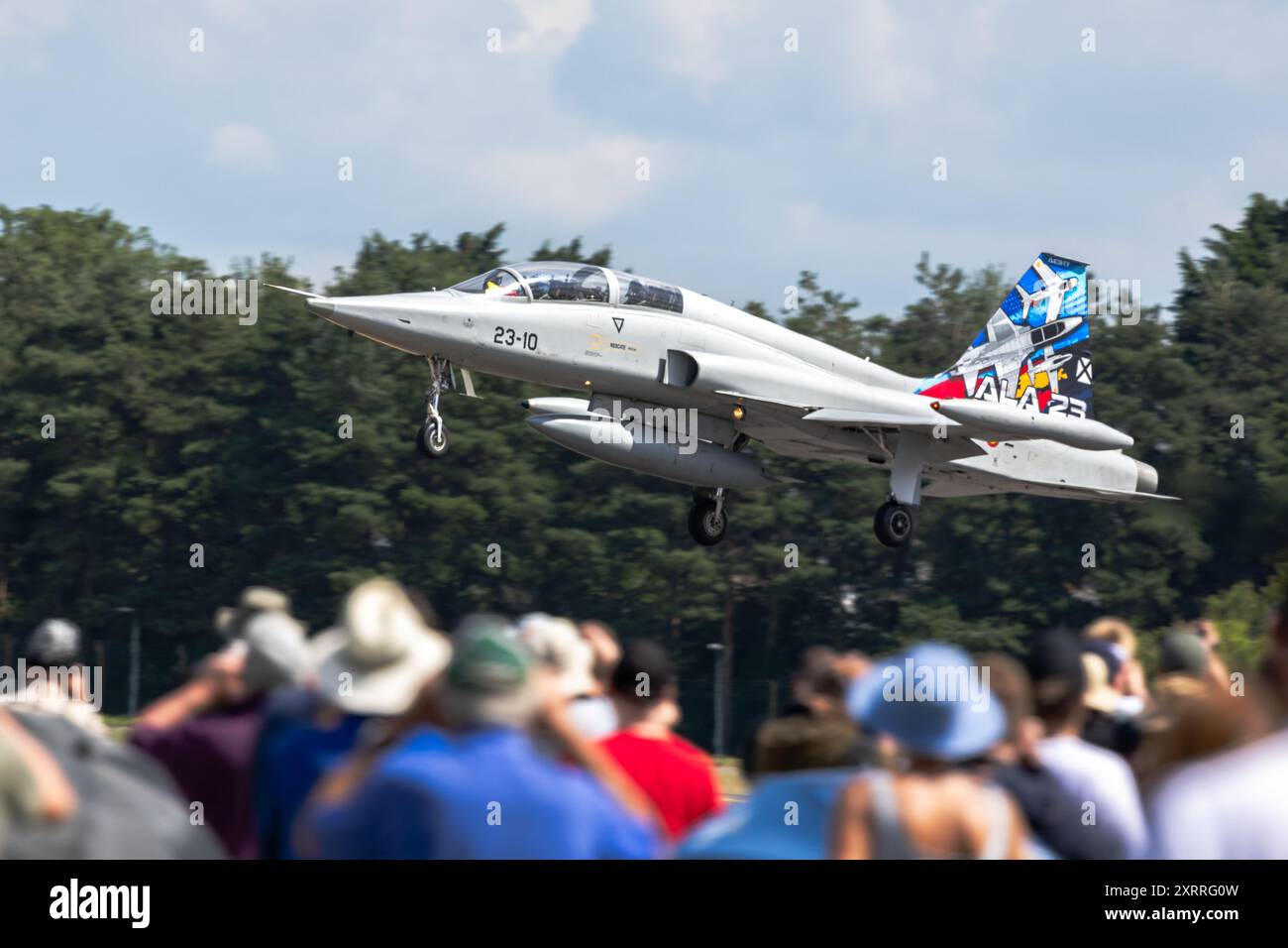 Spanish Air Force - Northrop F-5 Freedom Fighter, arriving at RAF ...