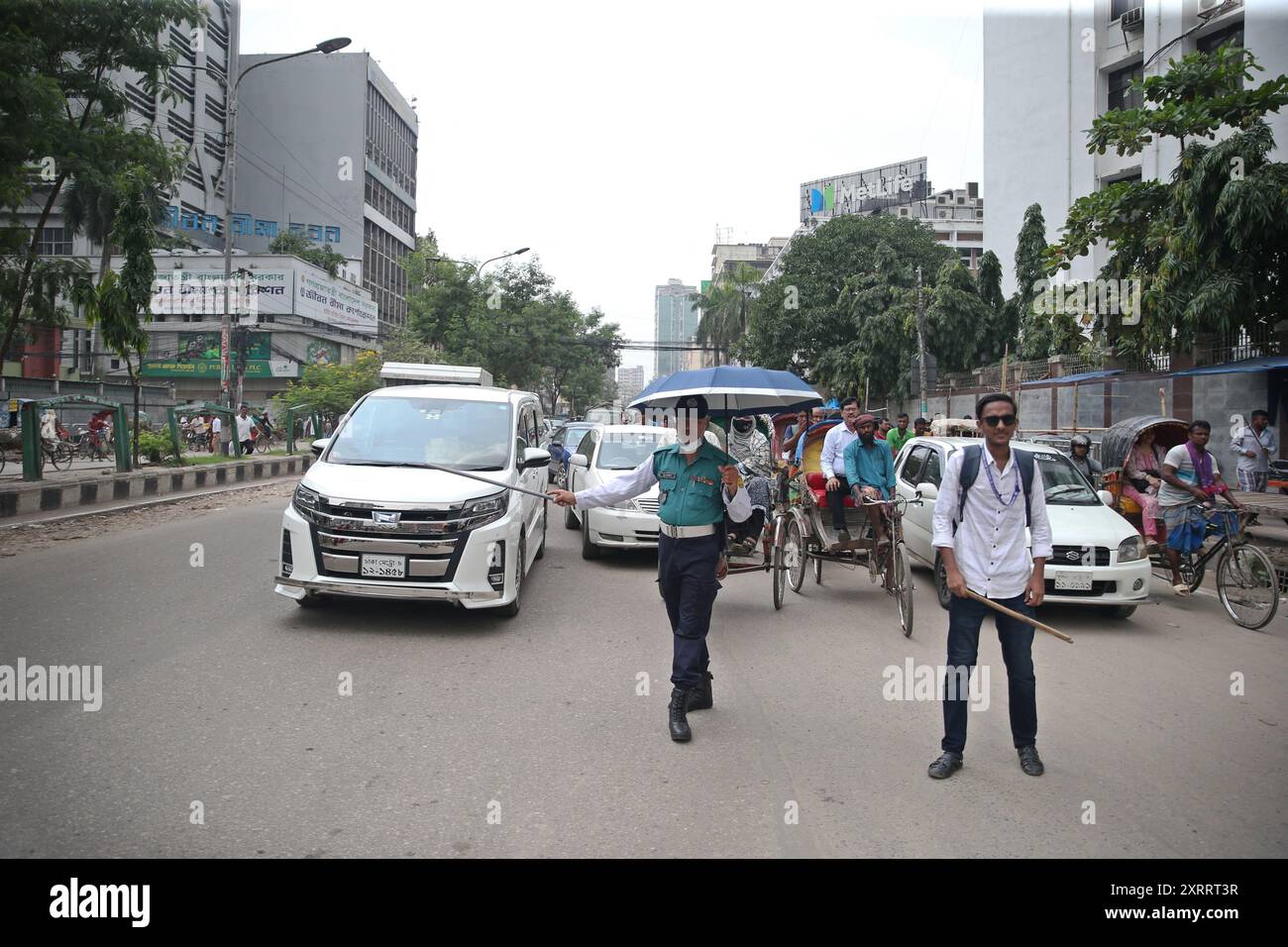 Dhaka, Bangladesh. 01st Jan, 2000. police personnel controls traffic at ...