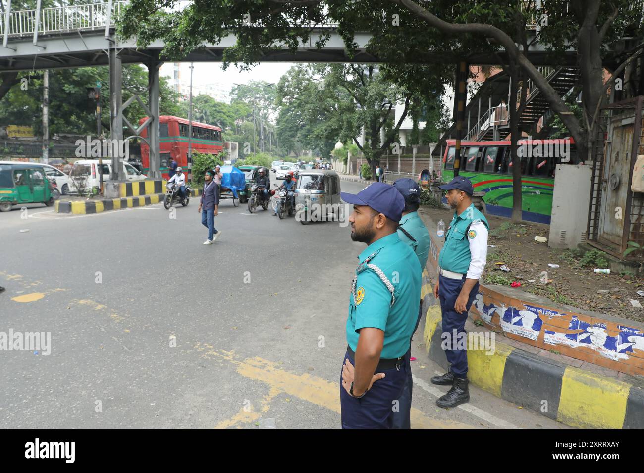 Dhaka, Wari, Bangladesh. 12th Aug, 2024. police personnel controls ...