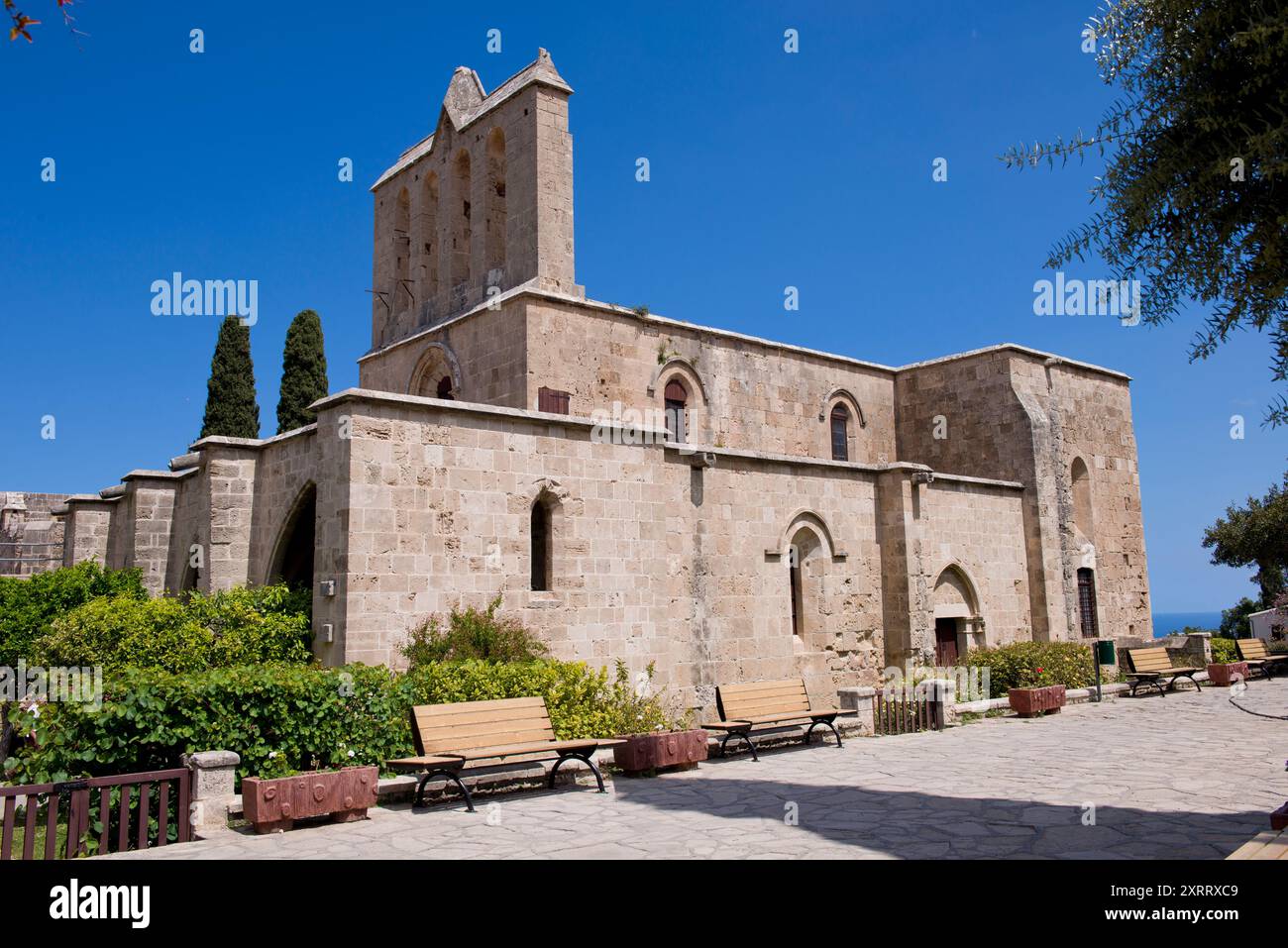 Bellapais abbey exterior hi-res stock photography and images - Alamy