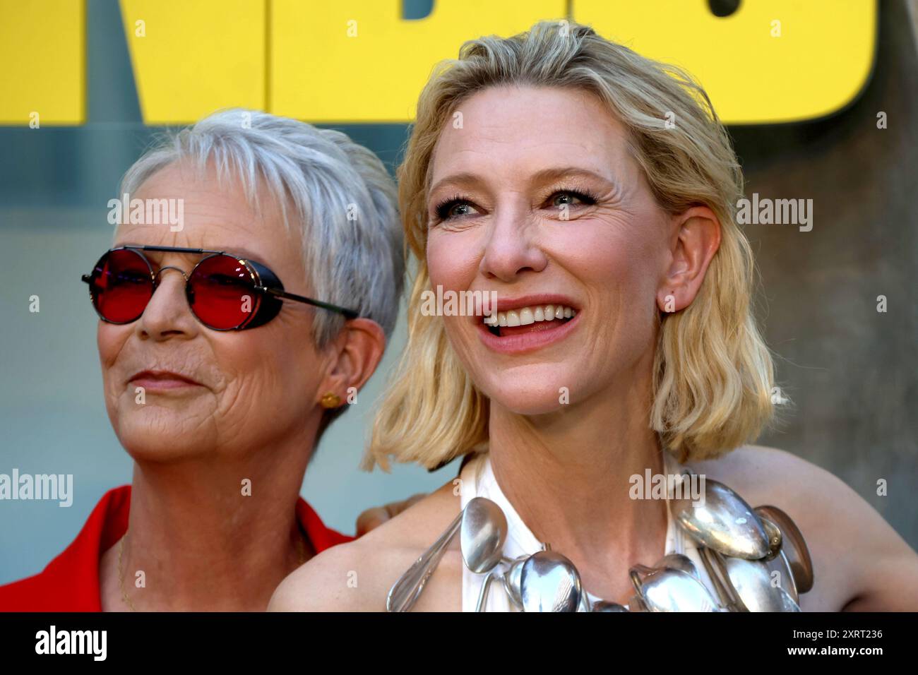 LOS ANGELES - AUG 6: Jamie Lee Curtis, Cate Blanchett at the ...