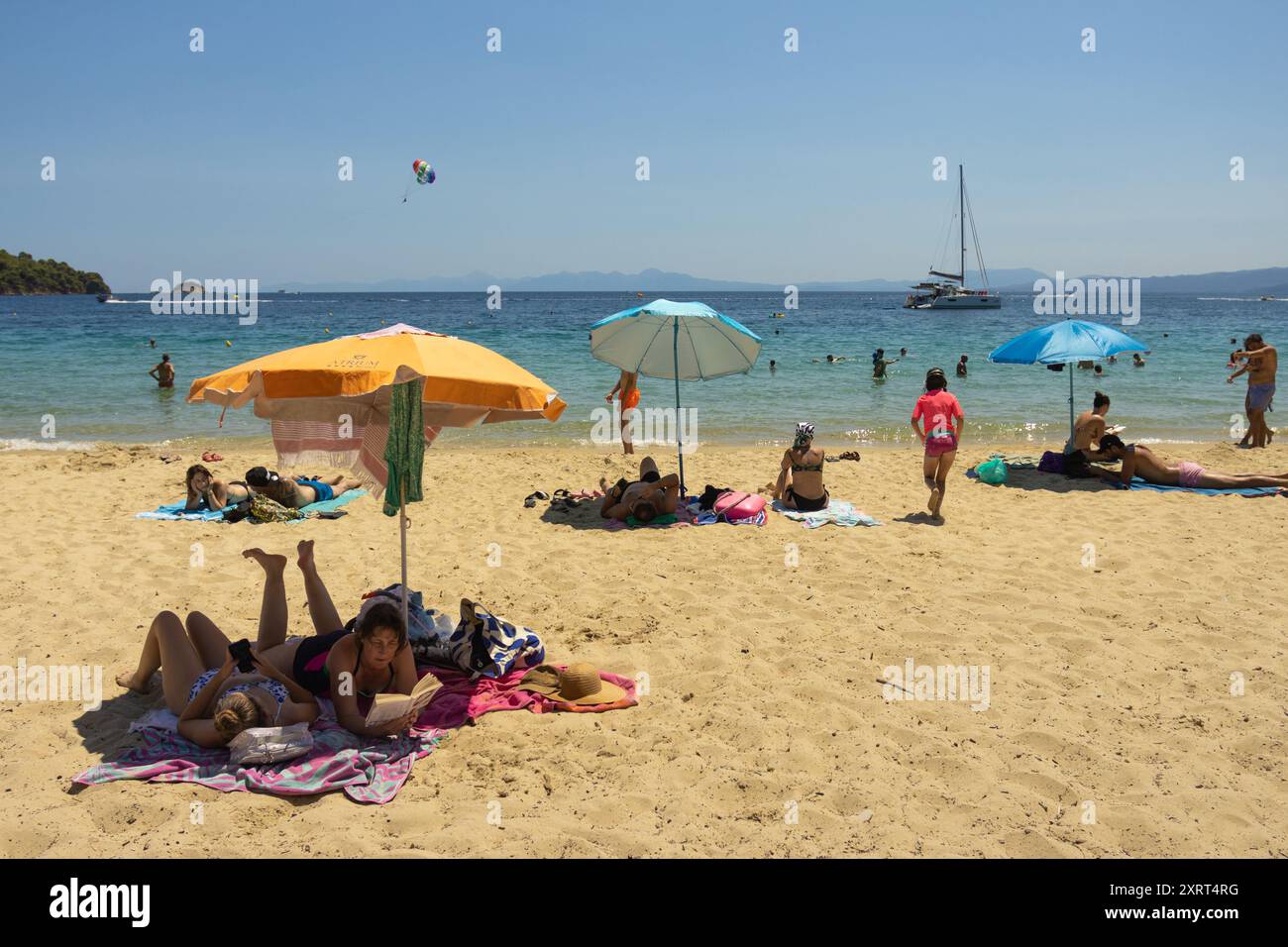 Agia Paraskevi Platanias beach. Skiathos. Greece Stock Photo - Alamy