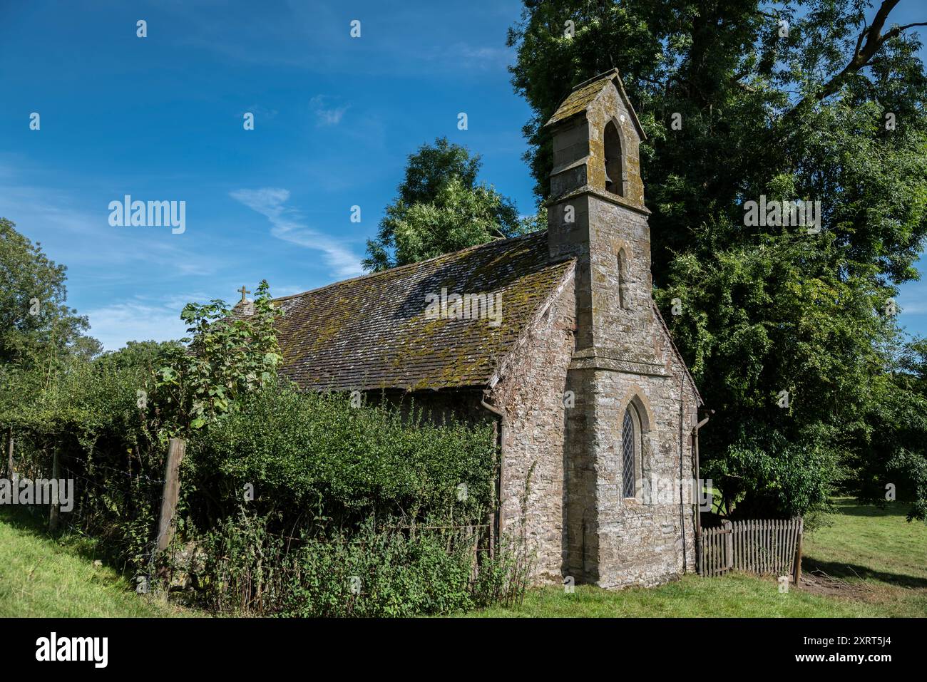 Broadstone chapel, Parish of Munslow, Diocese of Hereford, is a small ...