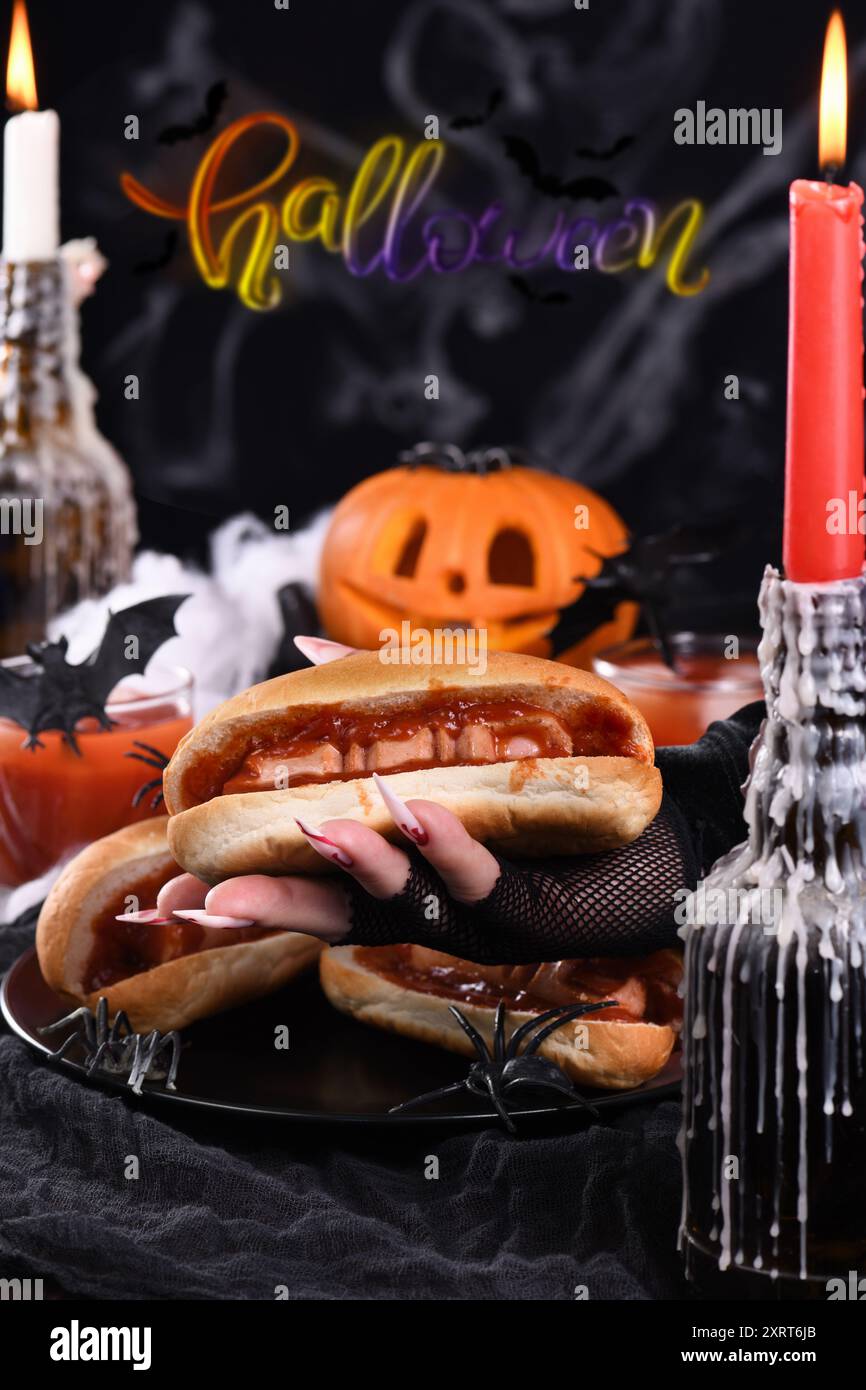 Bloody hot hi-res stock photography and images - Alamy