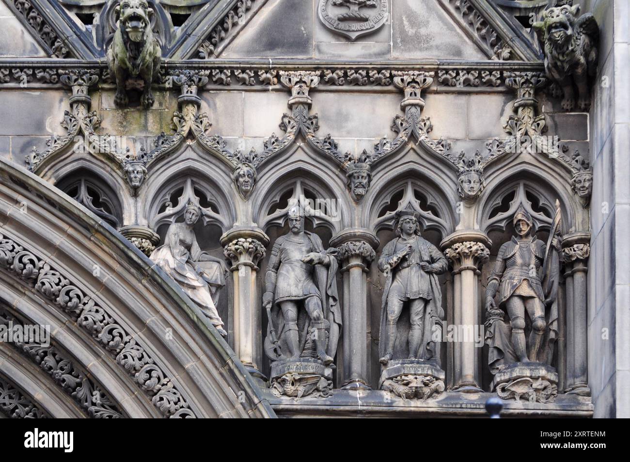 Intricate stone sculptures hi-res stock photography and images - Alamy