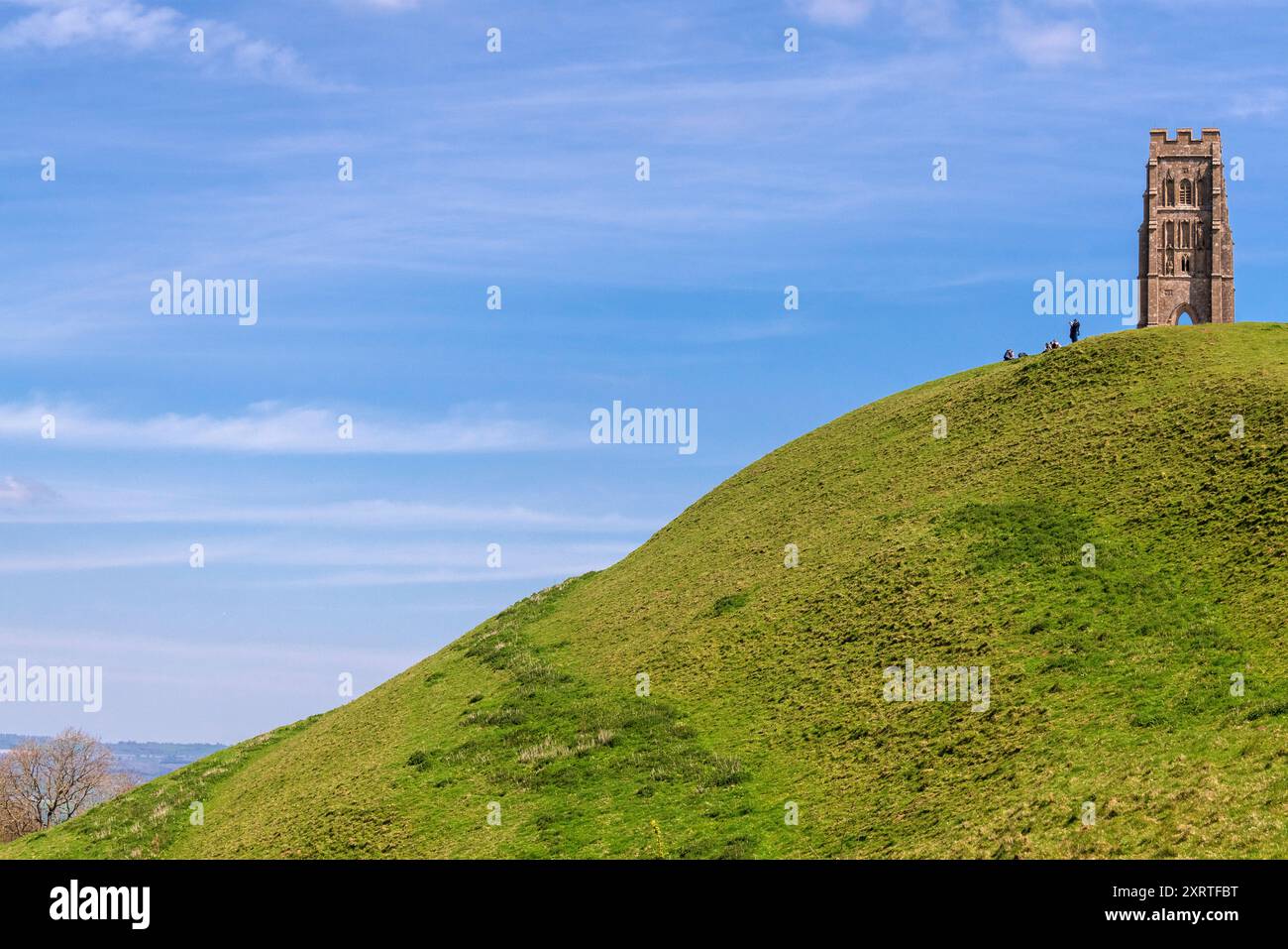 Glastonbury Tor rises up from the Somerset Levels and the Isle of ...