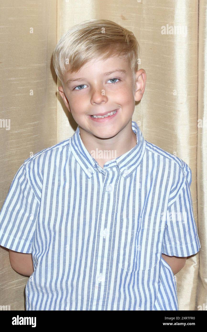 Viron weaver hi-res stock photography and images - Alamy