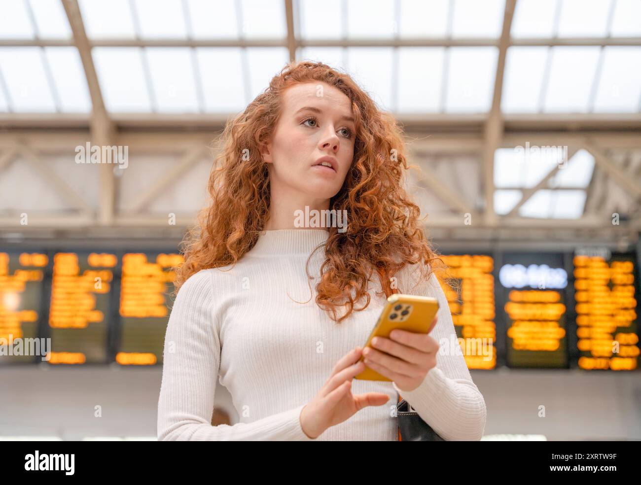Checking subway map hi-res stock photography and images - Alamy