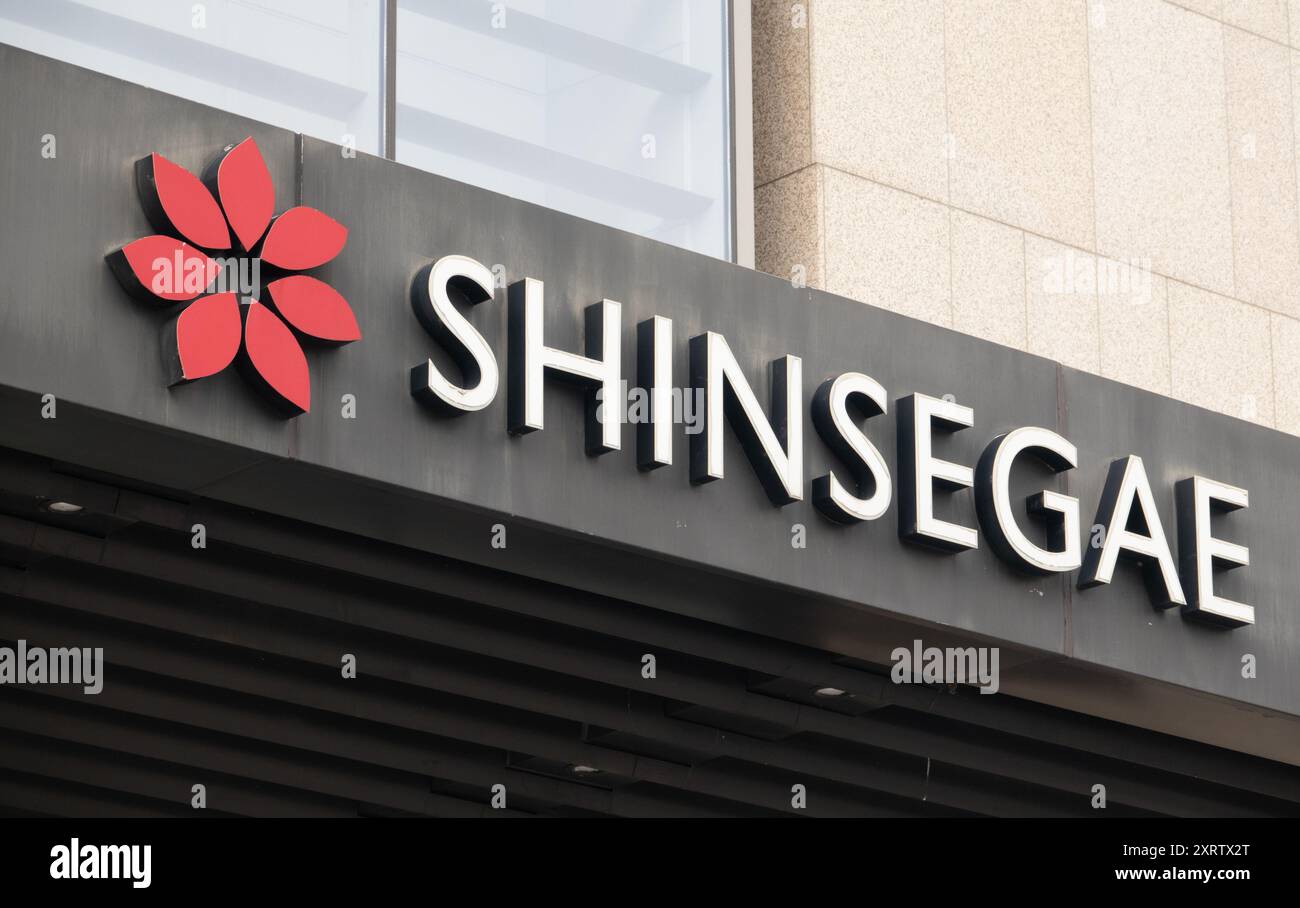 Shinsegae department store, July 28, 2024 : Shinsegae department store ...