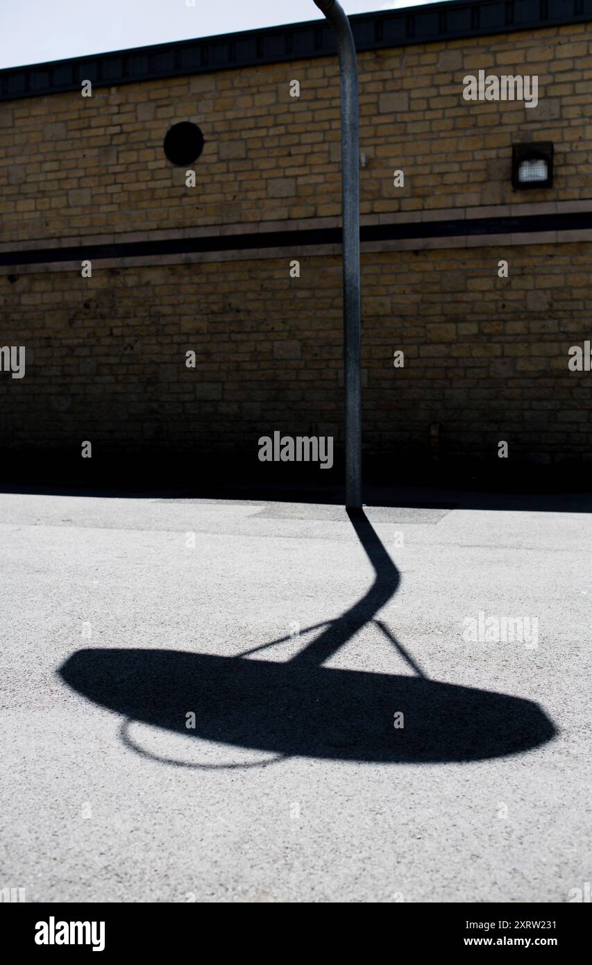 Netball skills hi-res stock photography and images - Alamy