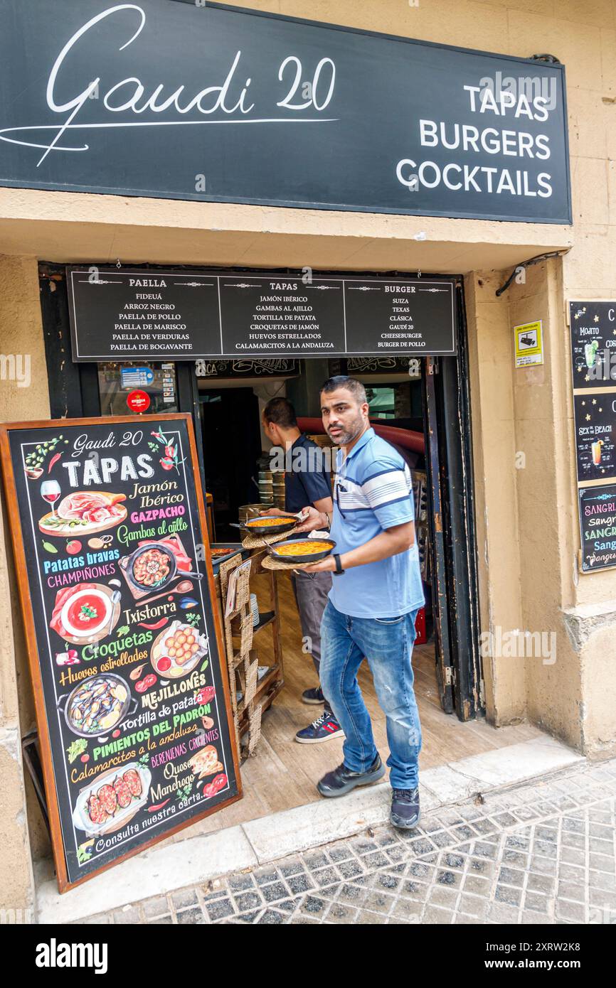 Gaudi 20 restaurant tapas hi-res stock photography and images - Alamy