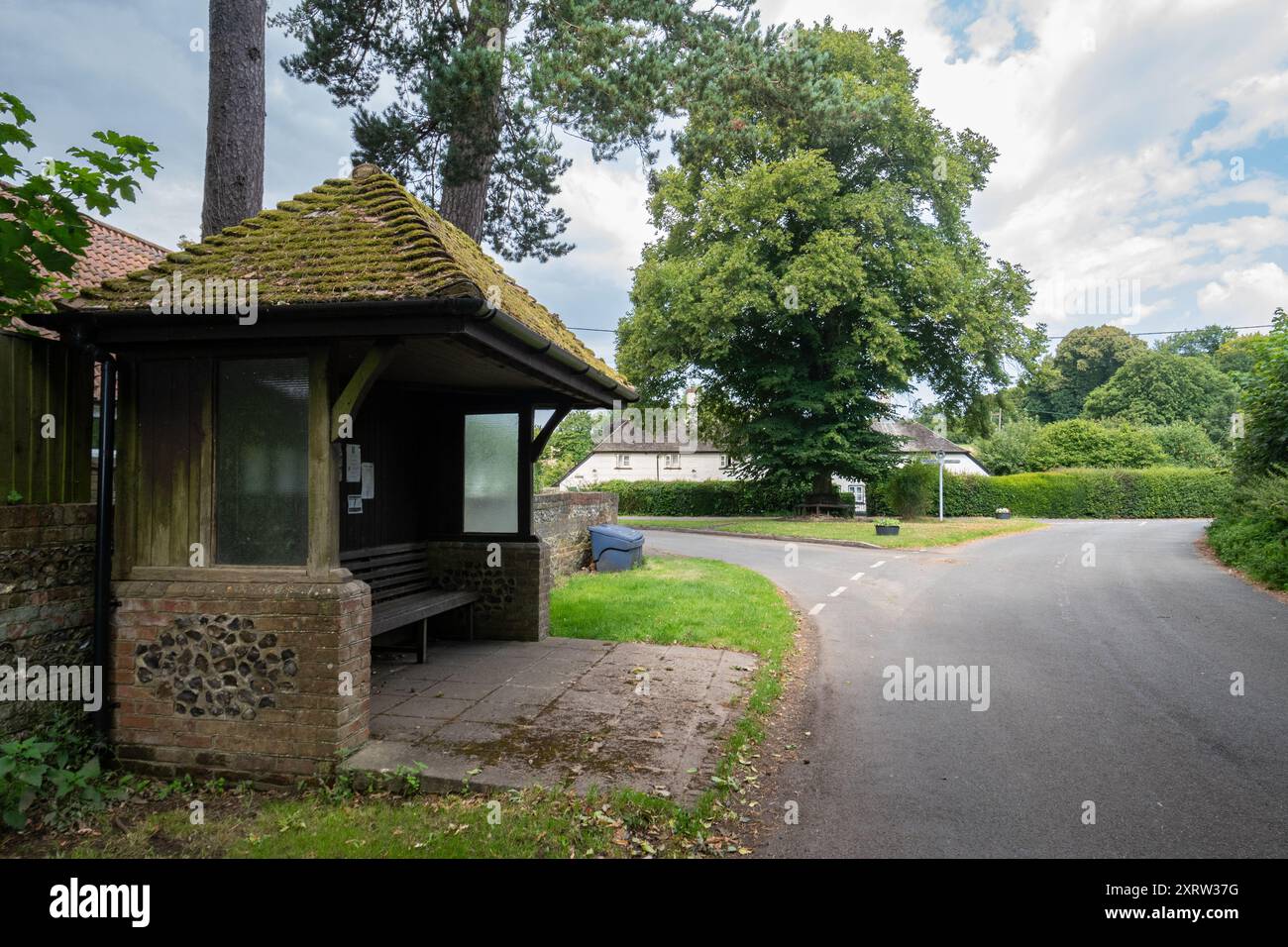 Steventon village centre, Hampshire, England, UK, birthplace of author ...