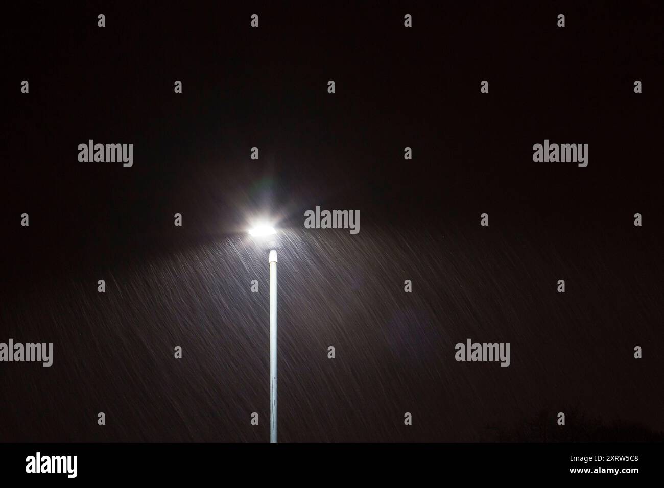 Lamp post snow hi-res stock photography and images - Alamy