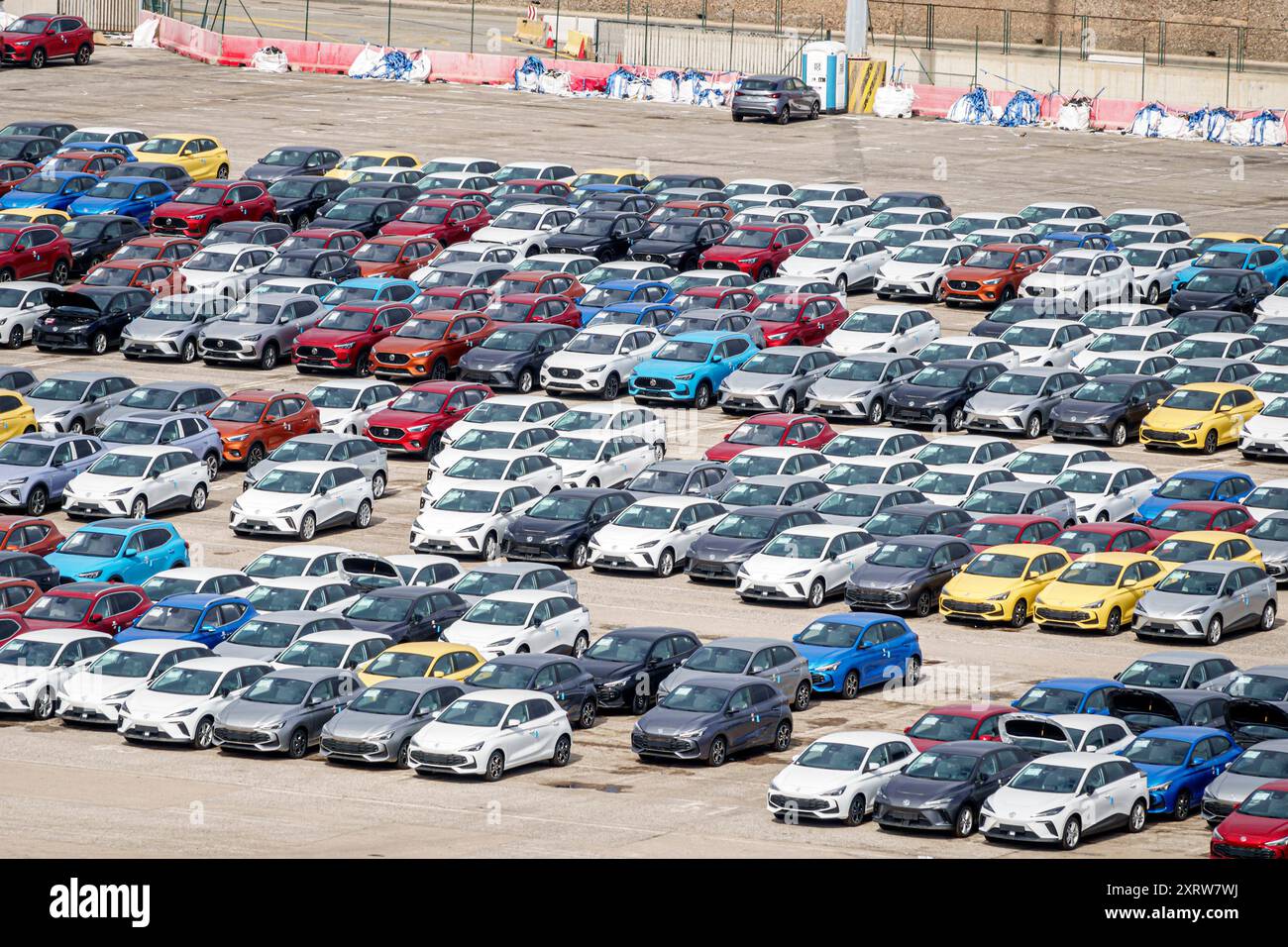 Mg zs new cars automobiles vehicles hi-res stock photography and images ...