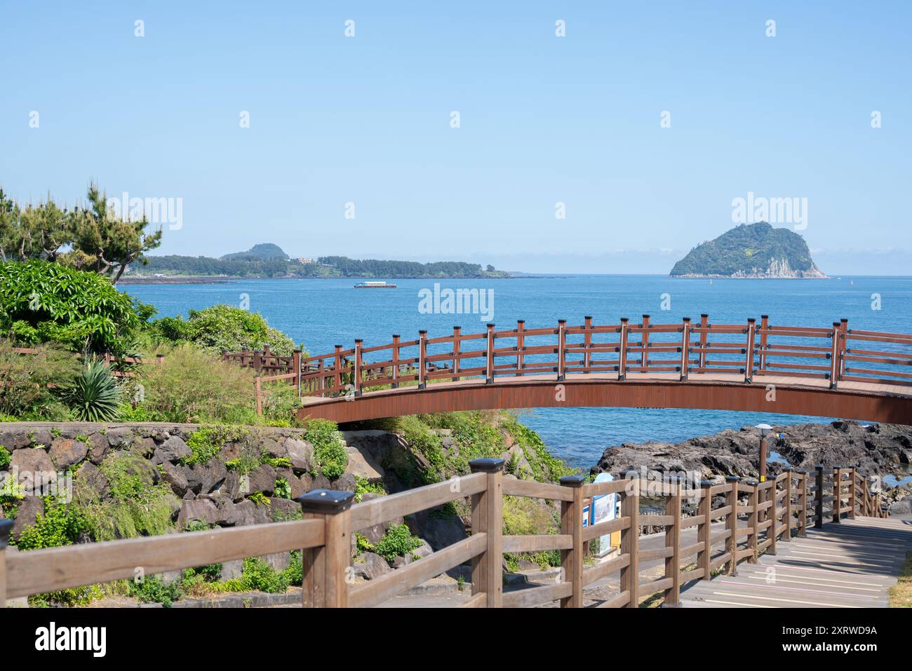 Seogwipo Jaguri Park seascape in Jeju island, Korea Stock Photo - Alamy
