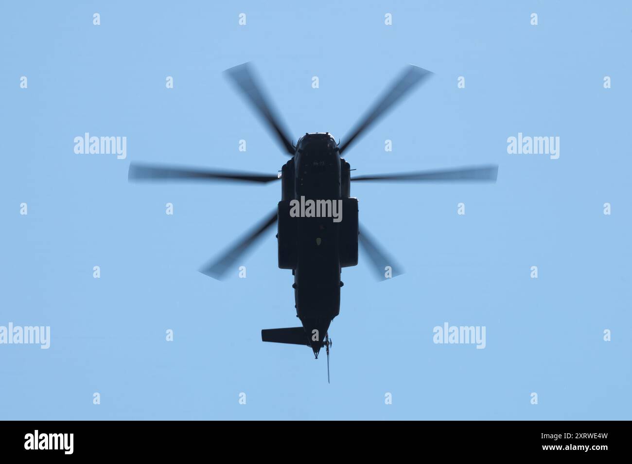 Geislingen, Germany. 12th Aug, 2024. A Sikorsky CH-53 transport ...