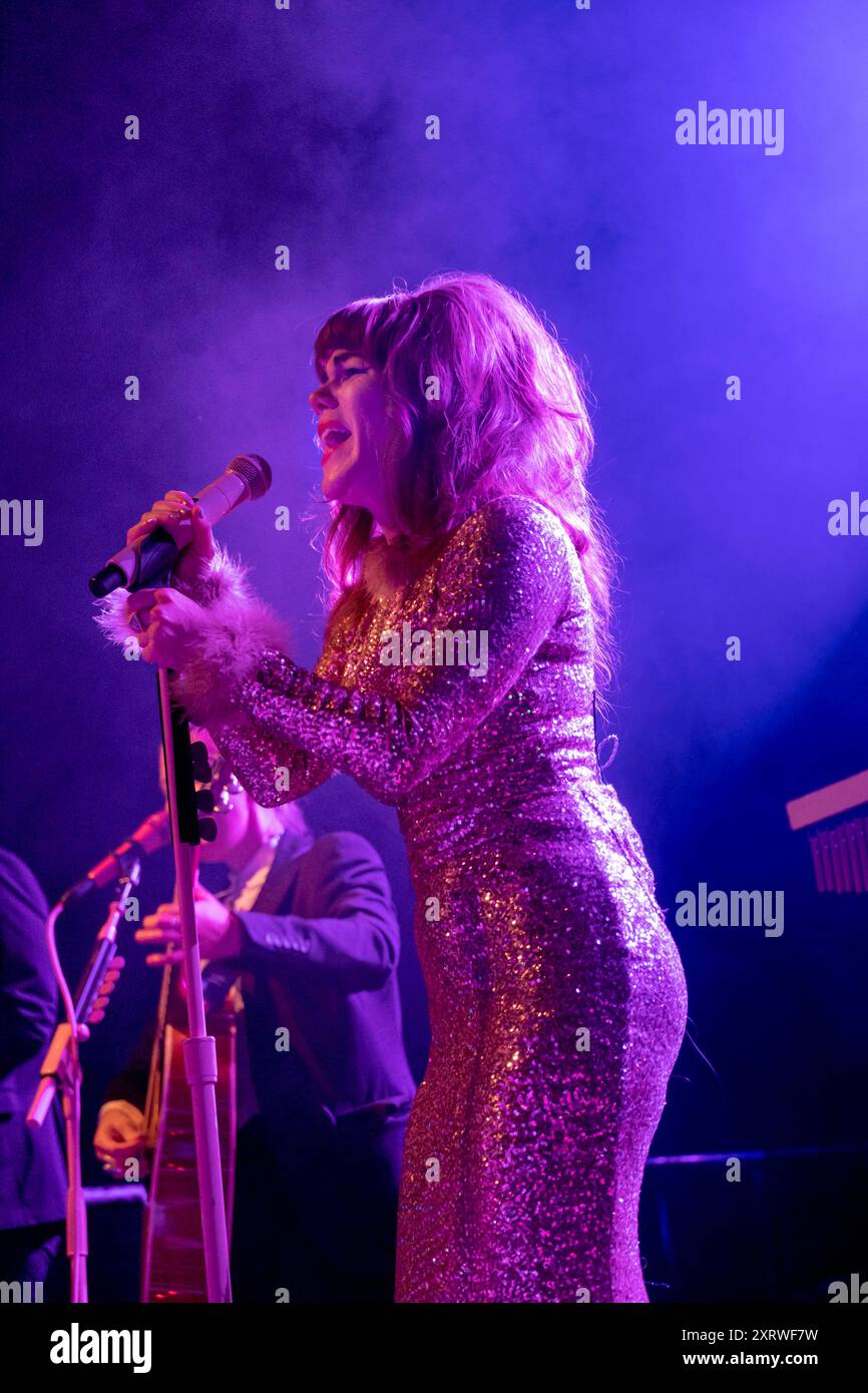 Jenny Lewis in concert, performing at SWX in Bristol Stock Photo - Alamy