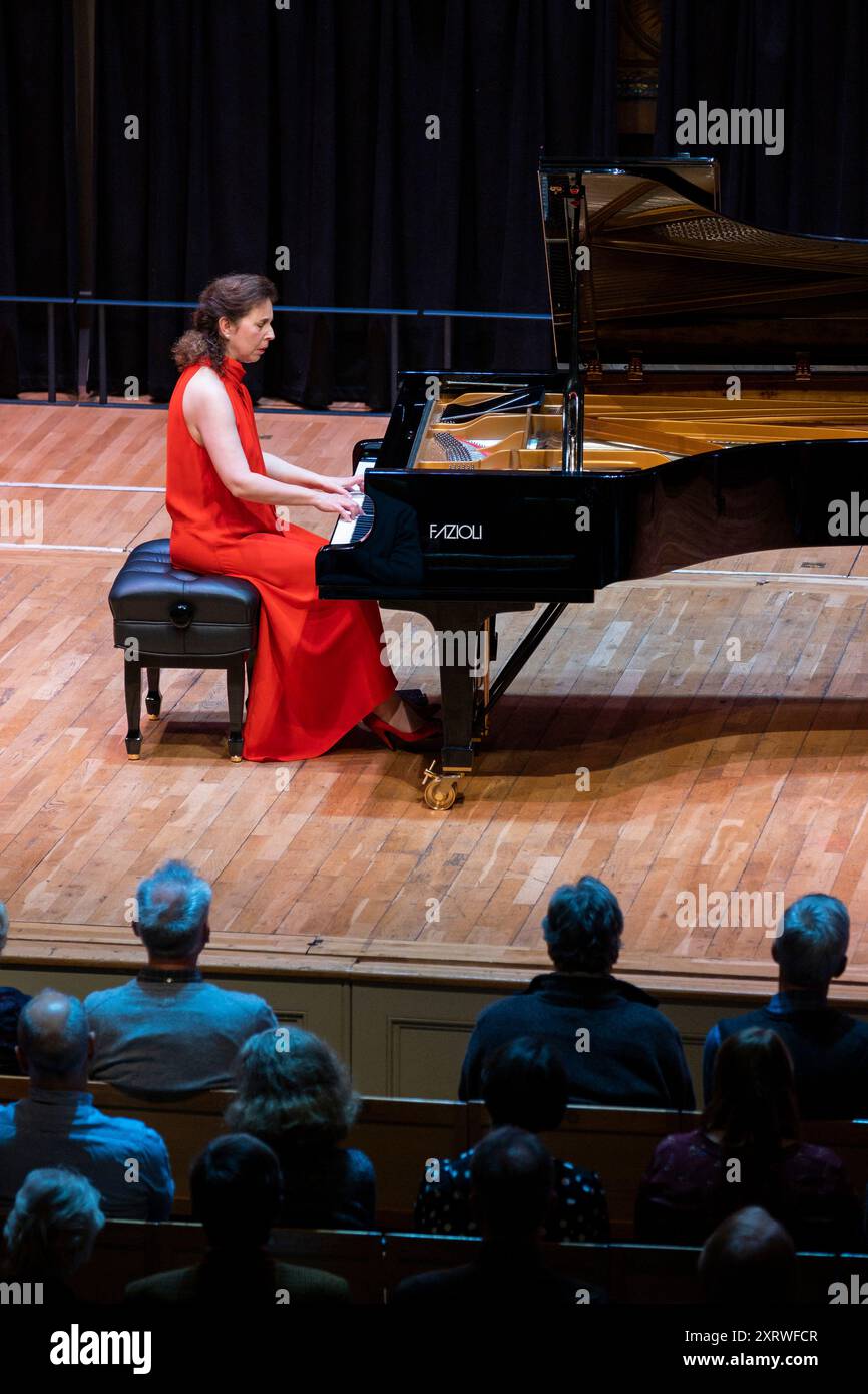Celebrated Canadian pianist Angela Hewitt playing JS Bach and Beethoven ...