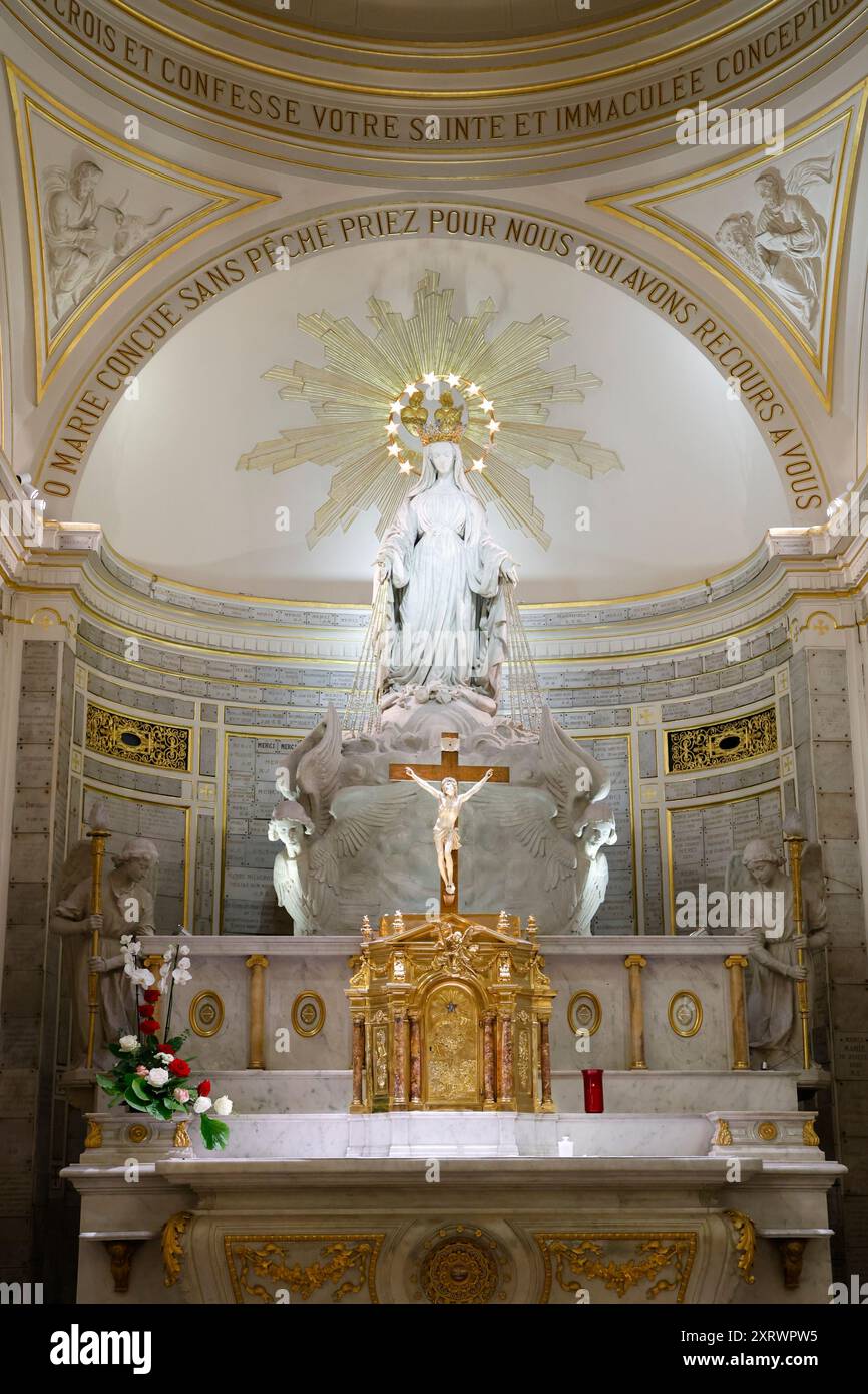 THE CHAPEL OF OUR LADY OF THE MIRACULOUS MEDAL Stock Photo - Alamy