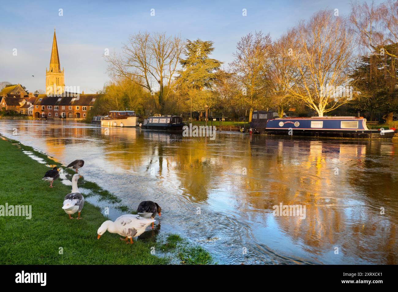 A fine view of the Thames at Abingdon on a glowing winter sunrise. We ...