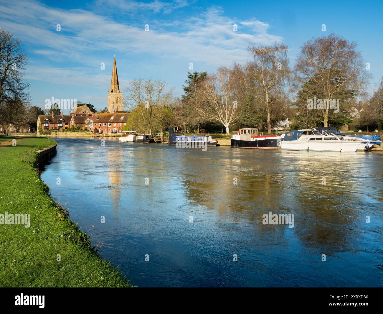 A fine view of the Thames at Abingdon on a glowing winter sunrise. We ...