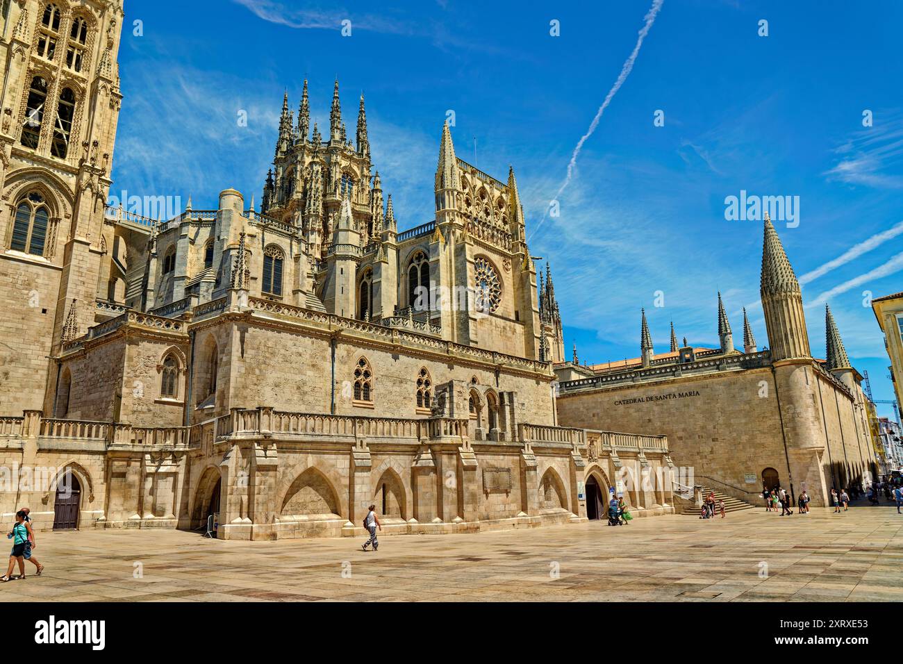 Leon cathedral mary hi-res stock photography and images - Alamy