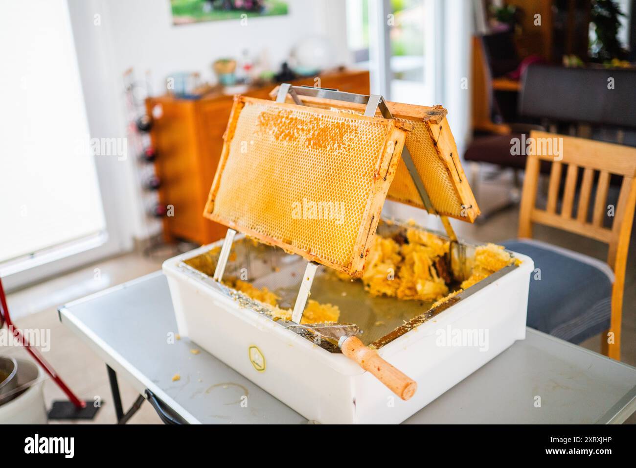 Uncovering a tray of food hi-res stock photography and images - Alamy