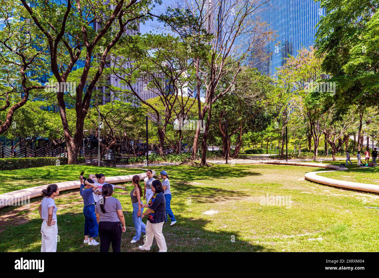 Modern philippine architecture hi-res stock photography and images - Alamy