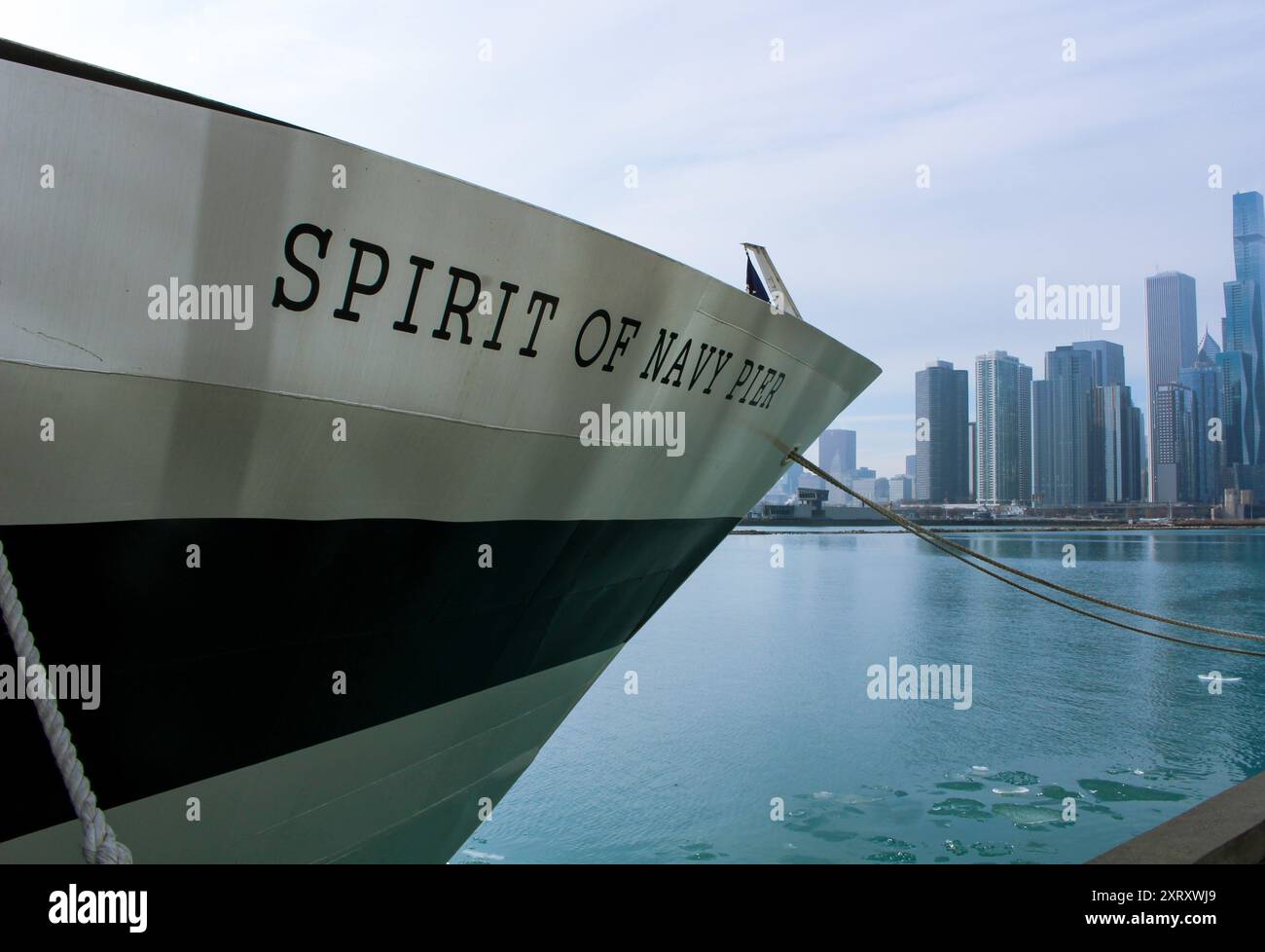 Spiritofnavypier hi-res stock photography and images - Alamy