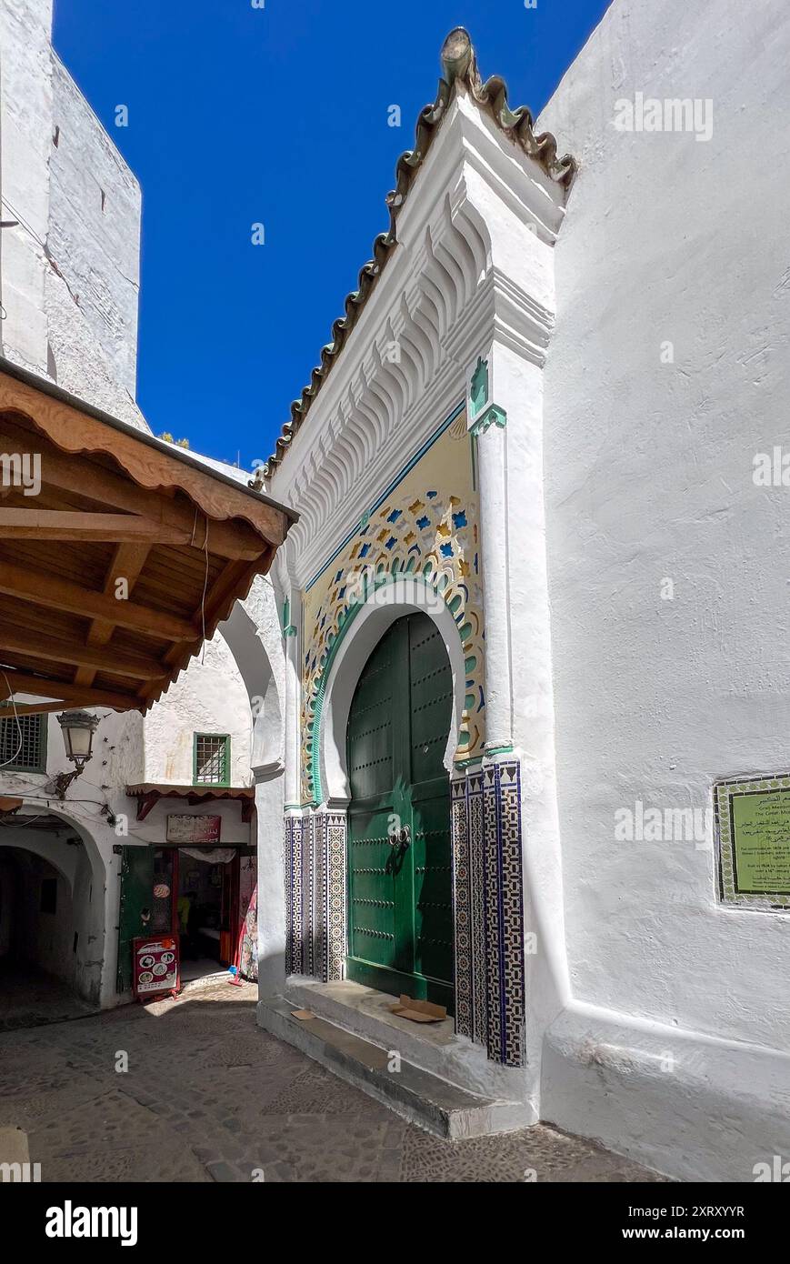 Tetouan door hi-res stock photography and images - Alamy