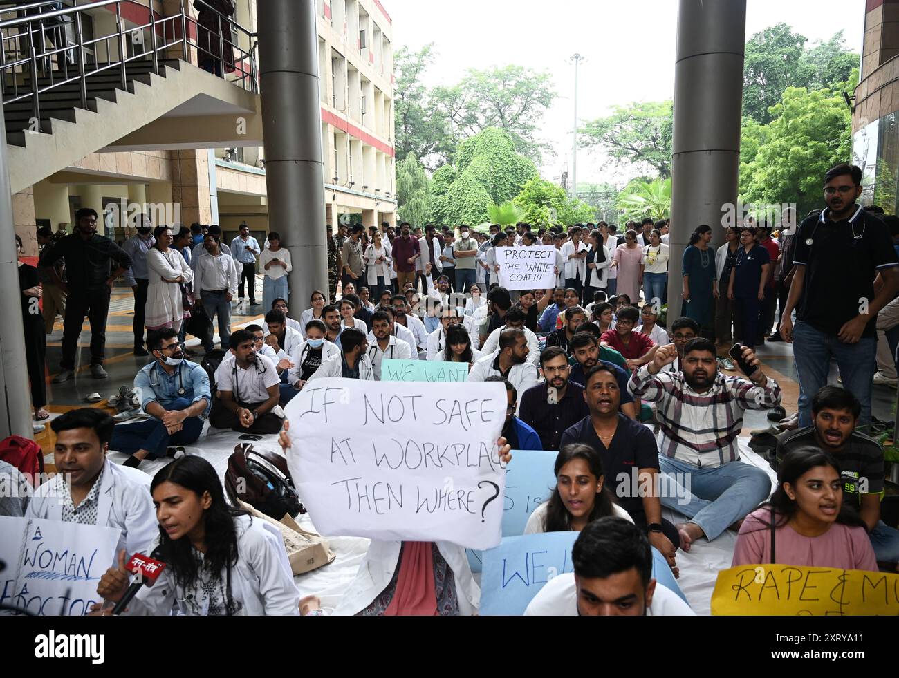 NEW DELHI, INDIA - AUGUST 12: RML doctors stage a protest at hospital ...