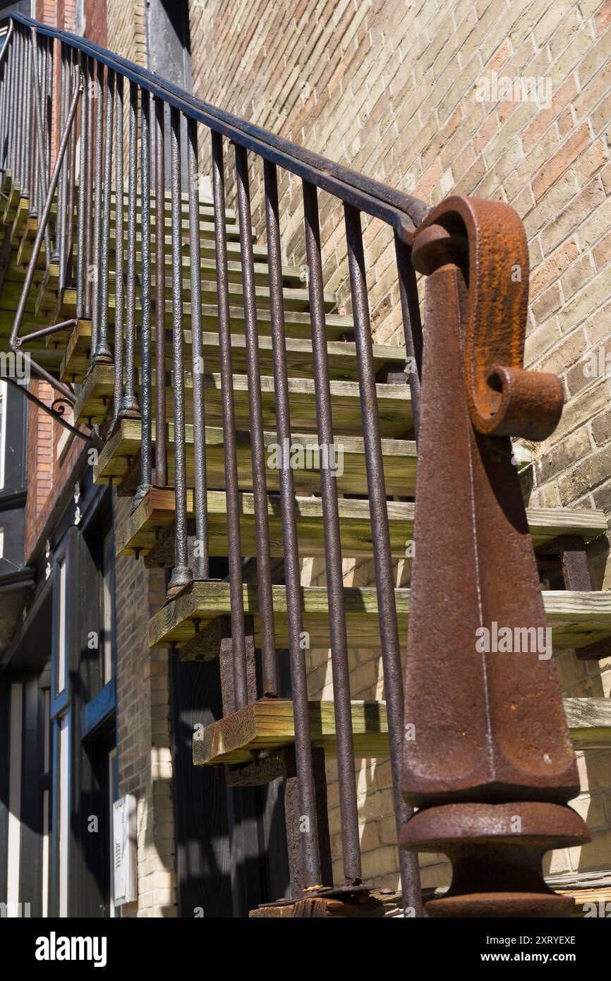 Old railing hi-res stock photography and images - Alamy